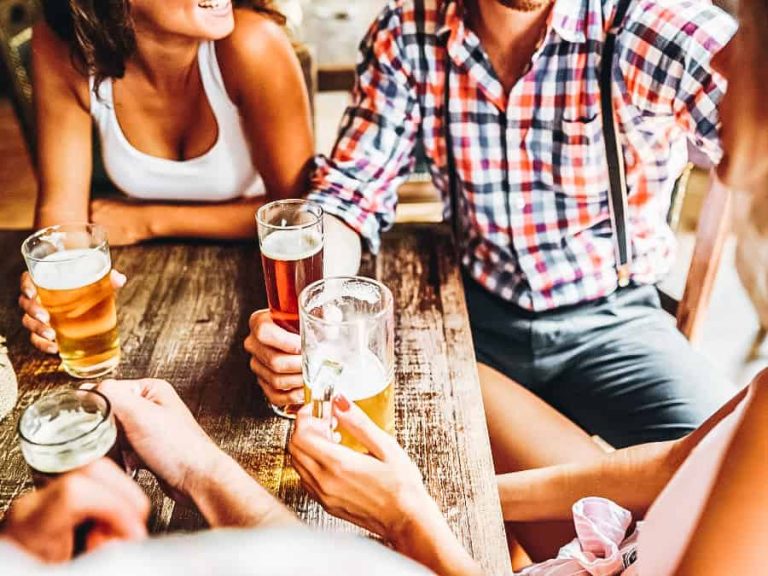 11 Insanely Good Drinking Games Without Cards - EditionCards